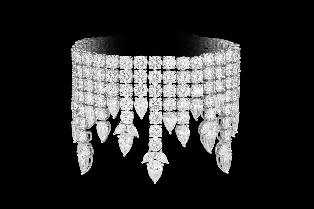 Chopard Highlights Their Green Carpet Collection In Upcoming James Bond ...