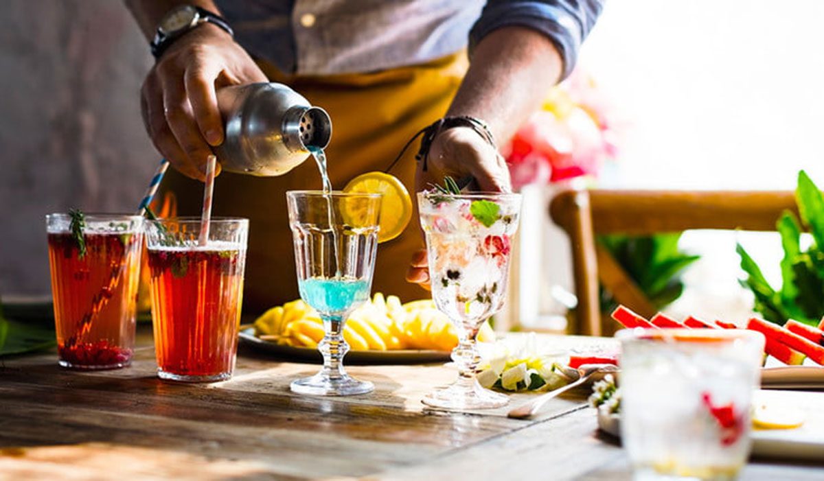 Here Are Some Easy D.I.Y. Cocktails You Can Enjoy At Home! - The Peak ...