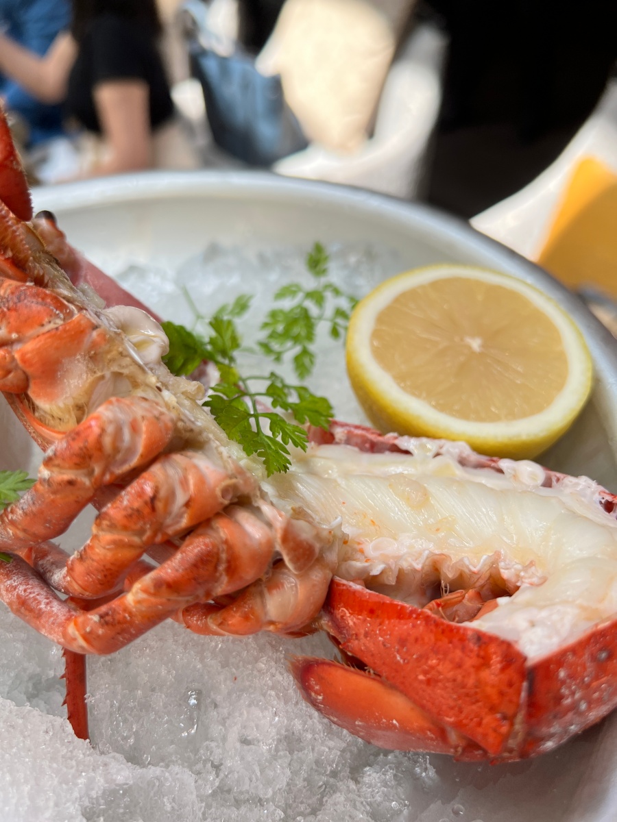 Maristar: The New Seafood and Caviar Bar Lounge in KL - The Peak Malaysia